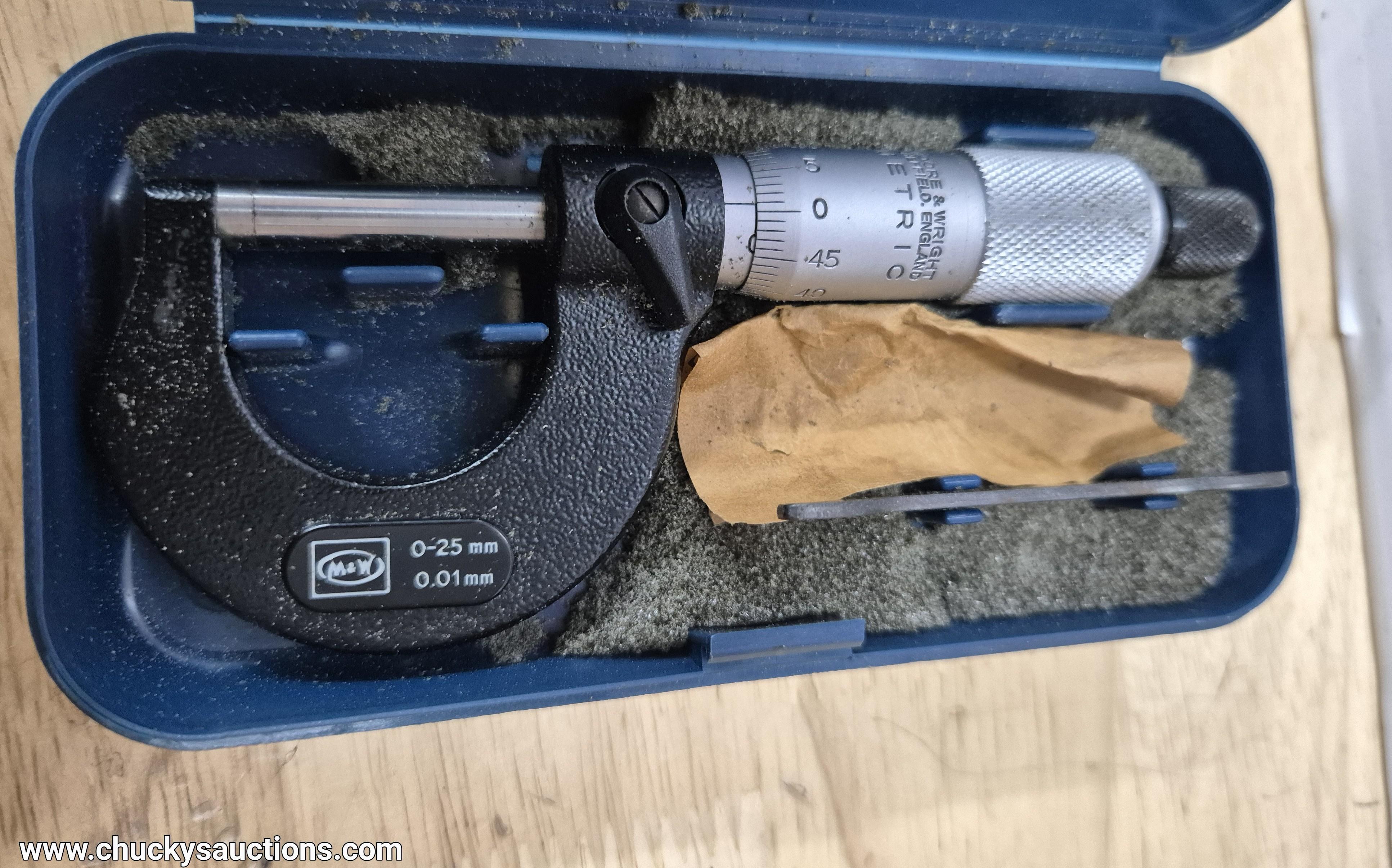 LOT 2083 MICROMETER - chuckysauctions.com